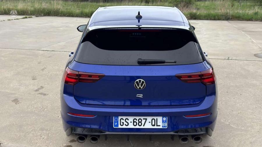 Blue Volkswagen Golf 2021 in Jonava, with an engine capacity of 1.98 L and mileage of 34 thousand km for 23400 €, photo 16 on AUTOMOTO.COM.LV