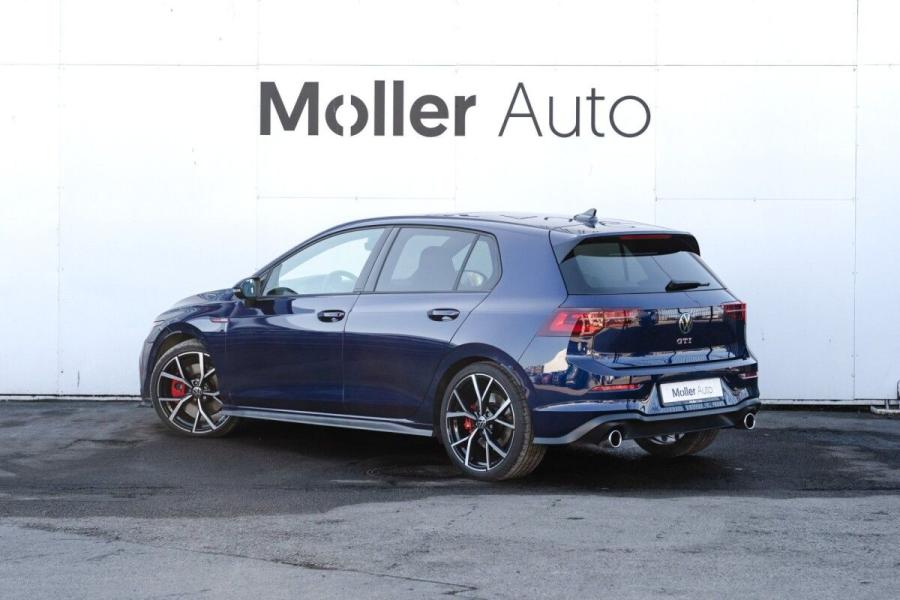 Zils Volkswagen Golf 2021 Rīga, ar dzinēja tilpumu 2.00 L un nobraukumu 75 tūkst. km par 27500 €, foto 4 vietnē AUTOMOTO.COM.LV