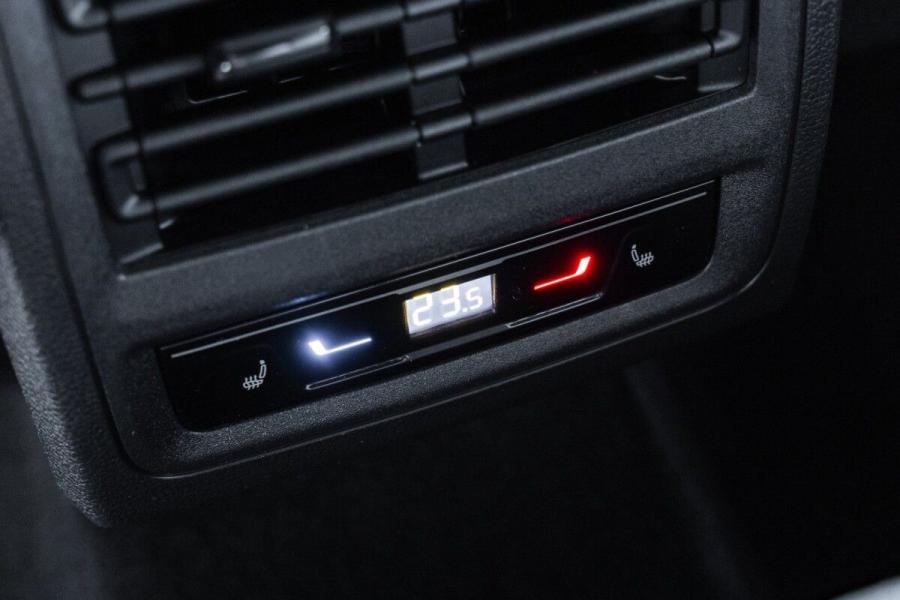 Zils Volkswagen Golf 2021 Rīga, ar dzinēja tilpumu 2.00 L un nobraukumu 75 tūkst. km par 27500 €, foto 9 vietnē AUTOMOTO.COM.LV