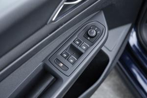 Zils Volkswagen Golf 2021 Rīga, ar dzinēja tilpumu 2.00 L un nobraukumu 75 tūkst. km par 27500 €, foto 10 vietnē AUTOMOTO.COM.LV