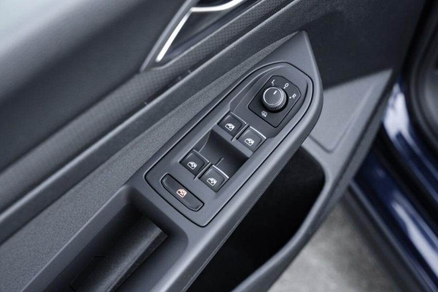 Zils Volkswagen Golf 2021 Rīga, ar dzinēja tilpumu 2.00 L un nobraukumu 75 tūkst. km par 27500 €, foto 10 vietnē AUTOMOTO.COM.LV