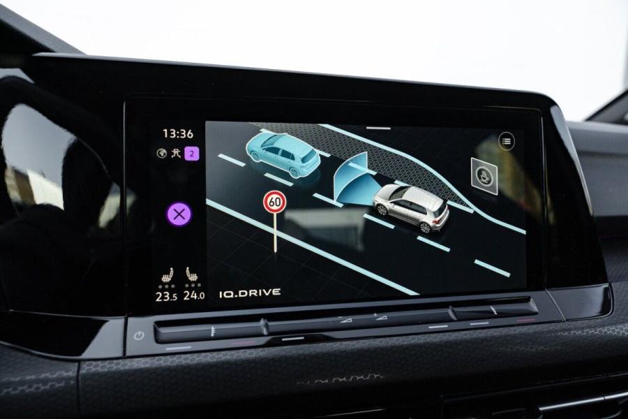 Zils Volkswagen Golf 2021 Rīga, ar dzinēja tilpumu 2.00 L un nobraukumu 75 tūkst. km par 27500 €, foto 20 vietnē AUTOMOTO.COM.LV