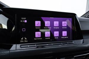 Zils Volkswagen Golf 2021 Rīga, ar dzinēja tilpumu 2.00 L un nobraukumu 75 tūkst. km par 27500 €, foto 23 vietnē AUTOMOTO.COM.LV