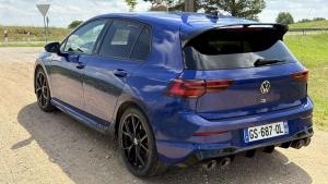 Blue Volkswagen Golf 2021 in Jonava, with an engine capacity of 1.98 L and mileage of 34 thousand km for 24700 €, photo 9 on AUTOMOTO.COM.LV