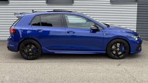 Blue Volkswagen Golf 2021 in Kaunas, with an engine capacity of 1.98 L and mileage of 35 thousand km for 35900 €, photo 9 on AUTOMOTO.COM.LV