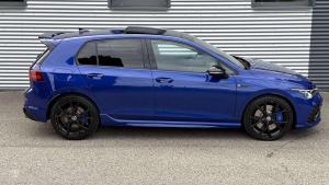 Blue Volkswagen Golf 2021 in Kaunas, with an engine capacity of 1.98 L and mileage of 35 thousand km for 35900 €, photo 17 on AUTOMOTO.COM.LV