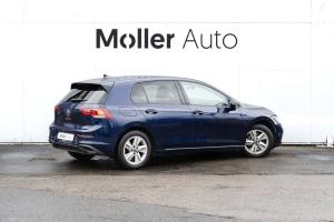 Blue Volkswagen Golf 2021 in Riga, with an engine capacity of 1.50 L and mileage of 146 thousand km for 14900 €, photo 5 on AUTOMOTO.COM.LV