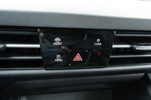 Blue Volkswagen Golf 2021 in Riga, with an engine capacity of 1.50 L and mileage of 146 thousand km for 14900 €, photo 17 on AUTOMOTO.COM.LV