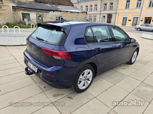 Blue Volkswagen Golf 2022 in Rakvere, with an engine capacity of 1.50 L and mileage of 121 thousand km for 15600 €, photo 3 on AUTOMOTO.COM.LV