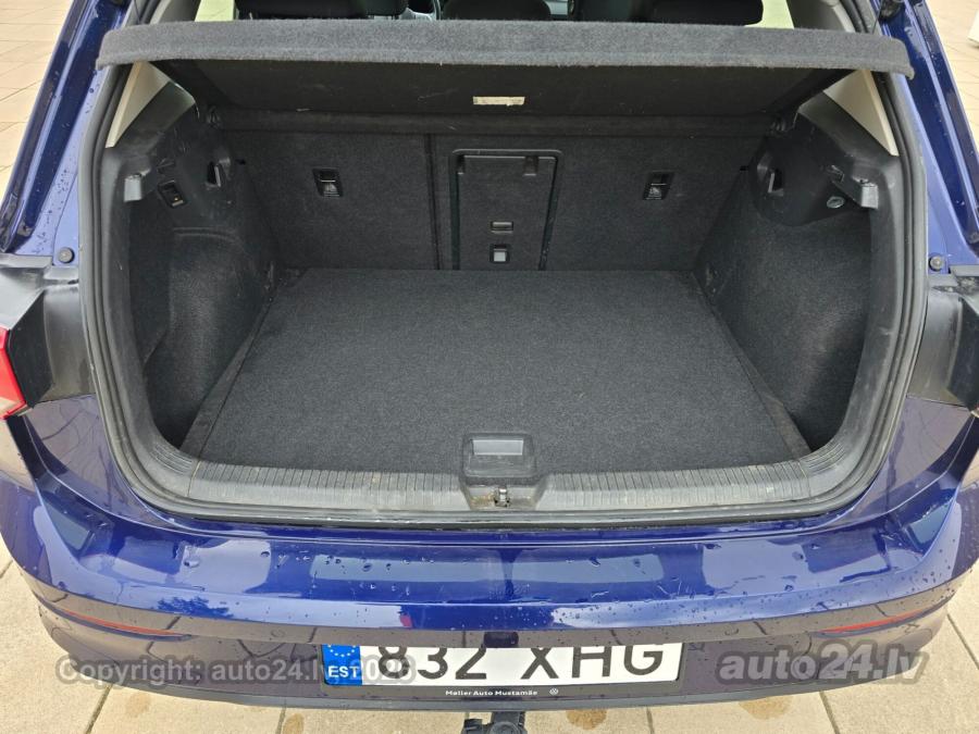 Blue Volkswagen Golf 2022 in Rakvere, with an engine capacity of 1.50 L and mileage of 121 thousand km for 15600 €, photo 9 on AUTOMOTO.COM.LV