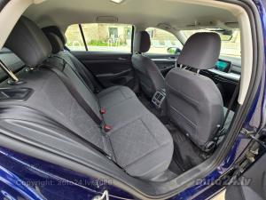 Blue Volkswagen Golf 2022 in Rakvere, with an engine capacity of 1.50 L and mileage of 121 thousand km for 15600 €, photo 14 on AUTOMOTO.COM.LV
