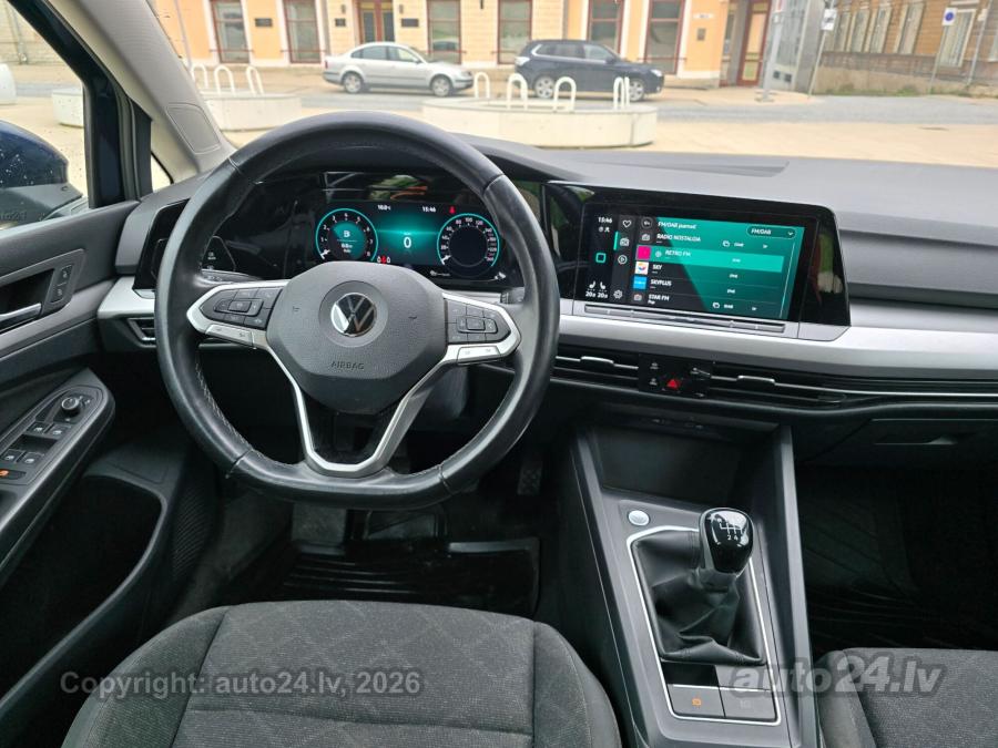 Blue Volkswagen Golf 2022 in Rakvere, with an engine capacity of 1.50 L and mileage of 121 thousand km for 15600 €, photo 15 on AUTOMOTO.COM.LV