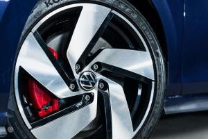 Zils Volkswagen Golf 2022 Viļņa, ar dzinēja tilpumu 1.98 L un nobraukumu 127 tūkst. km par 19999 €, foto 11 vietnē AUTOMOTO.COM.LV