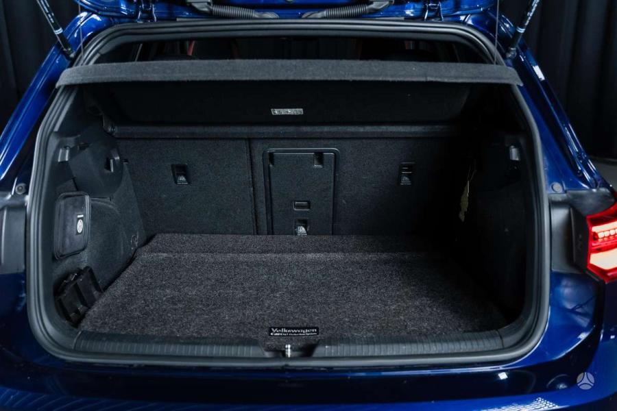 Zils Volkswagen Golf 2022 Viļņa, ar dzinēja tilpumu 1.98 L un nobraukumu 127 tūkst. km par 19999 €, foto 34 vietnē AUTOMOTO.COM.LV
