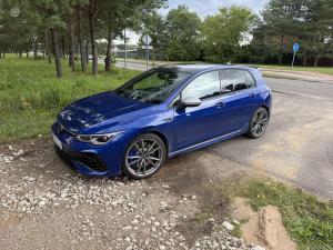 Zils Volkswagen Golf 2024 Kauņa, ar dzinēja tilpumu 1.98 L un nobraukumu 33 tūkst. km par 33333 €, foto 1 vietnē AUTOMOTO.COM.LV