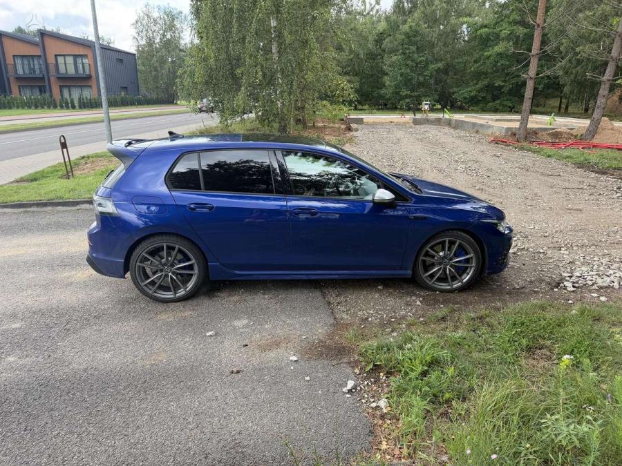 Zils Volkswagen Golf 2024 Kauņa, ar dzinēja tilpumu 1.98 L un nobraukumu 33 tūkst. km par 33333 €, foto 8 vietnē AUTOMOTO.COM.LV