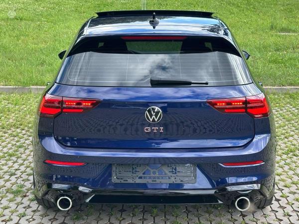 Zils Volkswagen Golf 2025 Kauņa, ar dzinēja tilpumu 1.98 L un nobraukumu 13 tūkst. km par 30890 €, foto 5 vietnē AUTOMOTO.COM.LV