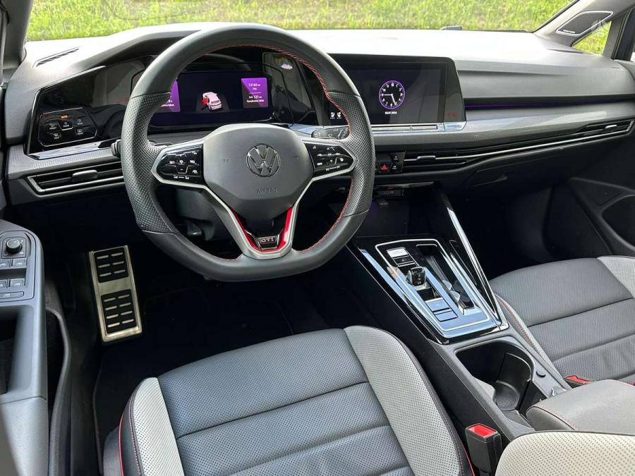 Zils Volkswagen Golf 2025 Kauņa, ar dzinēja tilpumu 1.98 L un nobraukumu 13 tūkst. km par 30890 €, foto 13 vietnē AUTOMOTO.COM.LV