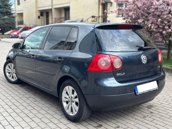 Zils Volkswagen Golf 2004 Kauņa, ar dzinēja tilpumu 1.90 L un nobraukumu 340 tūkst. km par 1350 €, foto 3 vietnē AUTOMOTO.COM.LV