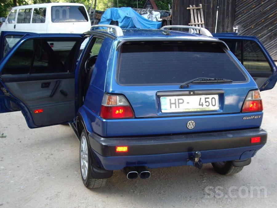 Blue Volkswagen Golf 1989 in Madona, with an engine capacity of 1.60 L and mileage of 437 thousand km for 5800 €, photo 3 on AUTOMOTO.COM.LV