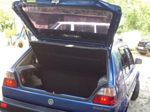 Blue Volkswagen Golf 1989 in Madona, with an engine capacity of 1.60 L and mileage of 437 thousand km for 5800 €, photo 10 on AUTOMOTO.COM.LV