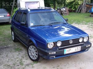 Blue Volkswagen Golf 1989 in Madona, with an engine capacity of 1.60 L and mileage of 437 thousand km for 5800 €, photo 12 on AUTOMOTO.COM.LV