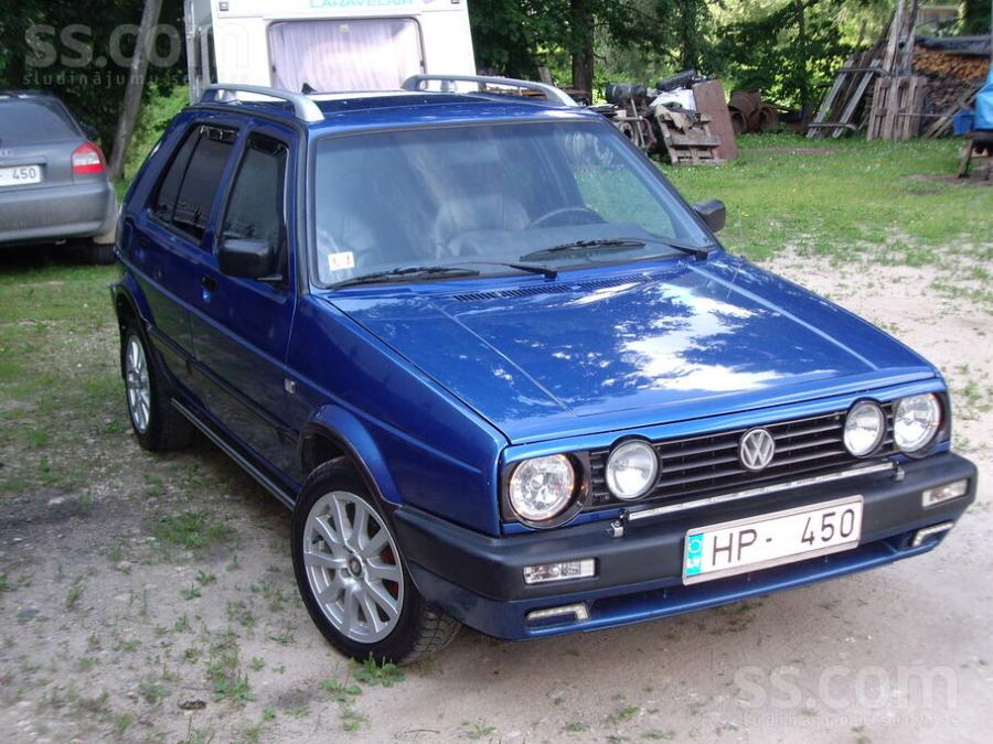 Blue Volkswagen Golf 1989 in Madona, with an engine capacity of 1.60 L and mileage of 437 thousand km for 5800 €, photo 12 on AUTOMOTO.COM.LV