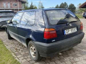 Blue Volkswagen Golf 1995 in Riga, with an engine capacity of 1.60 L and mileage of 172 thousand km for 950 €, photo 4 on AUTOMOTO.COM.LV