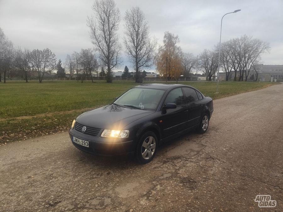 Blue Volkswagen Golf 1997 in Jonava, with an engine capacity of 1.90 L and mileage of 310 thousand km for 850 €, photo 1 on AUTOMOTO.COM.LV