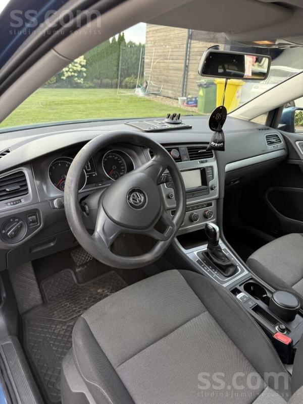 Blue Volkswagen Golf 2014 in Riga, with an engine capacity of 1.40 L and mileage of 268 thousand km for 6000 €, photo 6 on AUTOMOTO.COM.LV