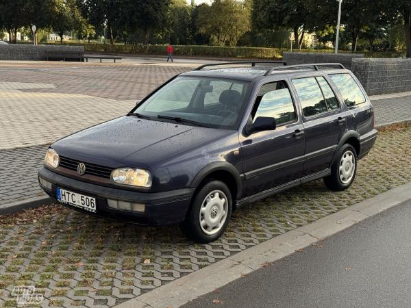 Синий Фольксваген Гольф 1997 в Укмерге, объемом двигателя 1.90 л и пробегом 294 тыс. км за 850 €, фото 1 на AUTOMOTO.COM.LV