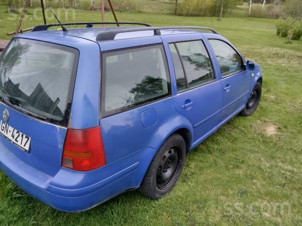 Blue Volkswagen Golf 1999 in Bauska, with an engine capacity of 1.90 L and mileage of 383 thousand km for 1000 €, photo 4 on AUTOMOTO.COM.LV