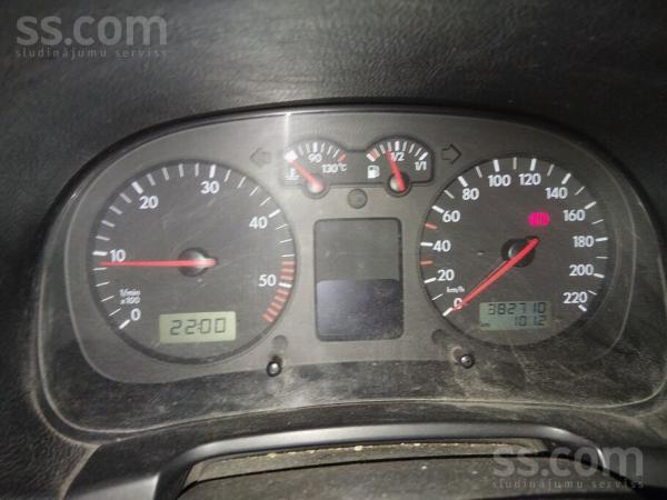 Blue Volkswagen Golf 1999 in Bauska, with an engine capacity of 1.90 L and mileage of 383 thousand km for 1000 €, photo 9 on AUTOMOTO.COM.LV