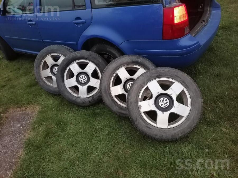 Blue Volkswagen Golf 1999 in Bauska, with an engine capacity of 1.90 L and mileage of 383 thousand km for 1000 €, photo 13 on AUTOMOTO.COM.LV