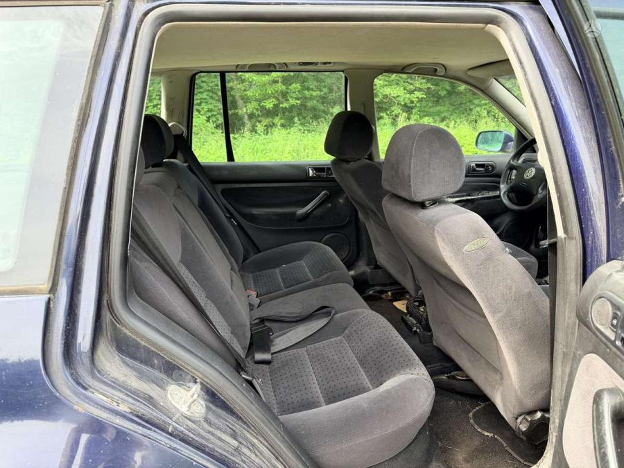 Zils Volkswagen Golf 1999 Utena, ar dzinēja tilpumu 1.90 L un nobraukumu 453 tūkst. km par 450 €, foto 15 vietnē AUTOMOTO.COM.LV