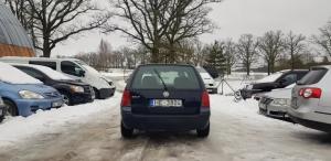 Zils Volkswagen Golf 1999 Valmiera, ar dzinēja tilpumu 1.60 L un nobraukumu 316 tūkst. km par 950 €, foto 5 vietnē AUTOMOTO.COM.LV