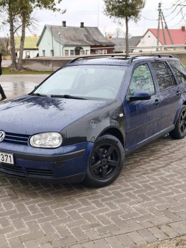 Blue Volkswagen Golf 2000 in Pabrade, with an engine capacity of 1.90 L and mileage of 330 thousand km for 1100 €, photo 2 on AUTOMOTO.COM.LV
