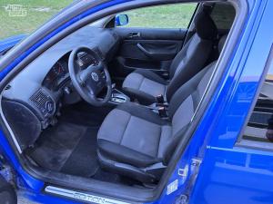 Blue Volkswagen Golf 2000 in Vilnius, with an engine capacity of 1.90 L and mileage of 285 thousand km for 800 €, photo 10 on AUTOMOTO.COM.LV