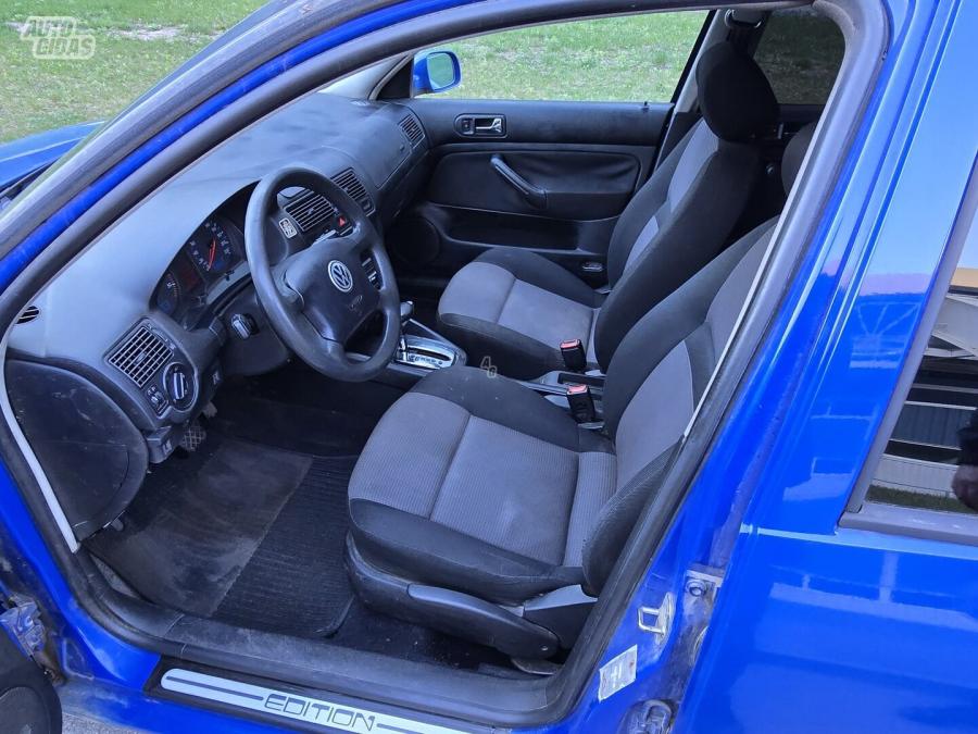 Blue Volkswagen Golf 2000 in Vilnius, with an engine capacity of 1.90 L and mileage of 285 thousand km for 800 €, photo 10 on AUTOMOTO.COM.LV