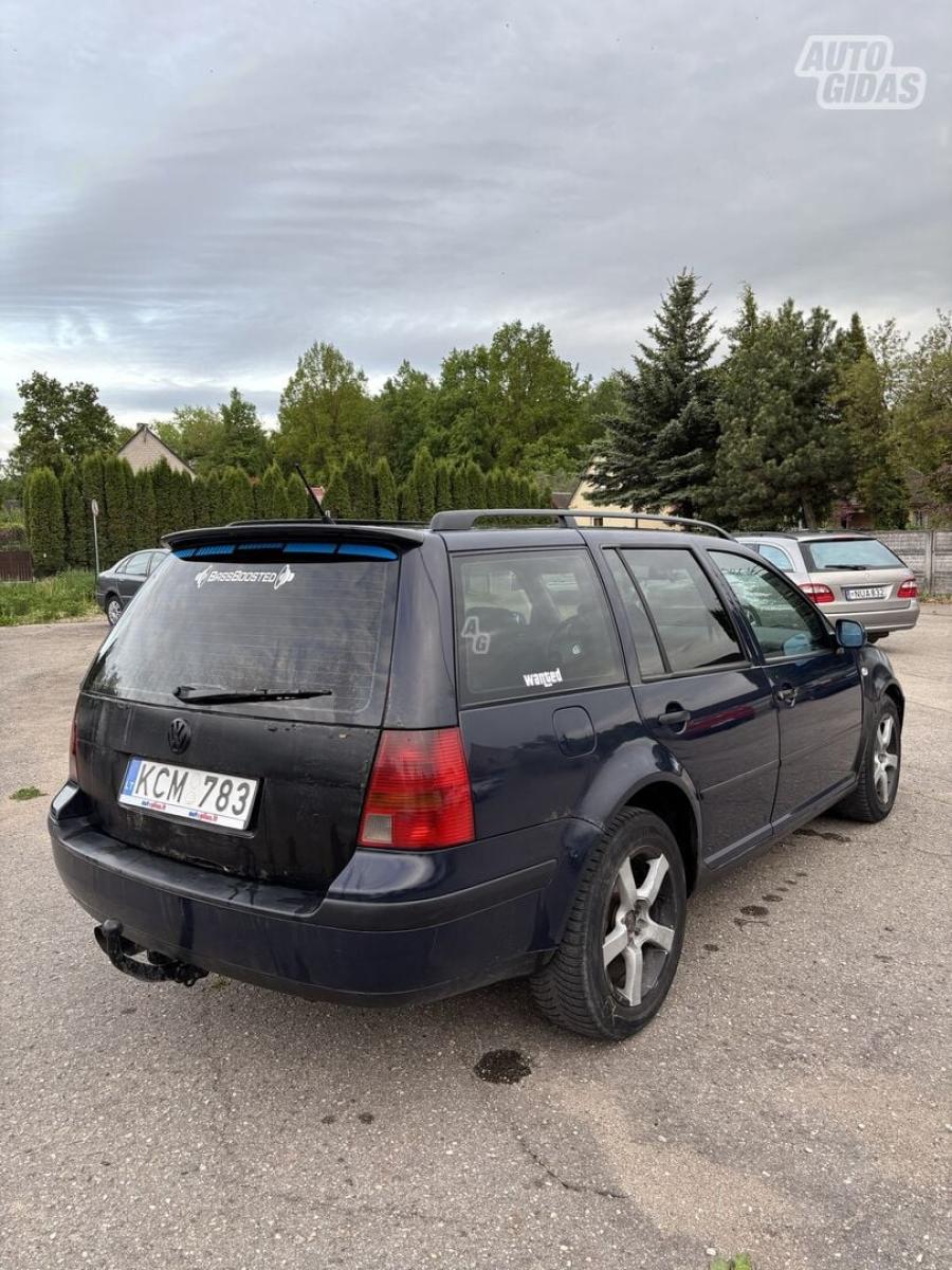 Blue Volkswagen Golf 2000 in Joniskis, with an engine capacity of 1.90 L and mileage of 1 thousand km for 700 €, photo 5 on AUTOMOTO.COM.LV