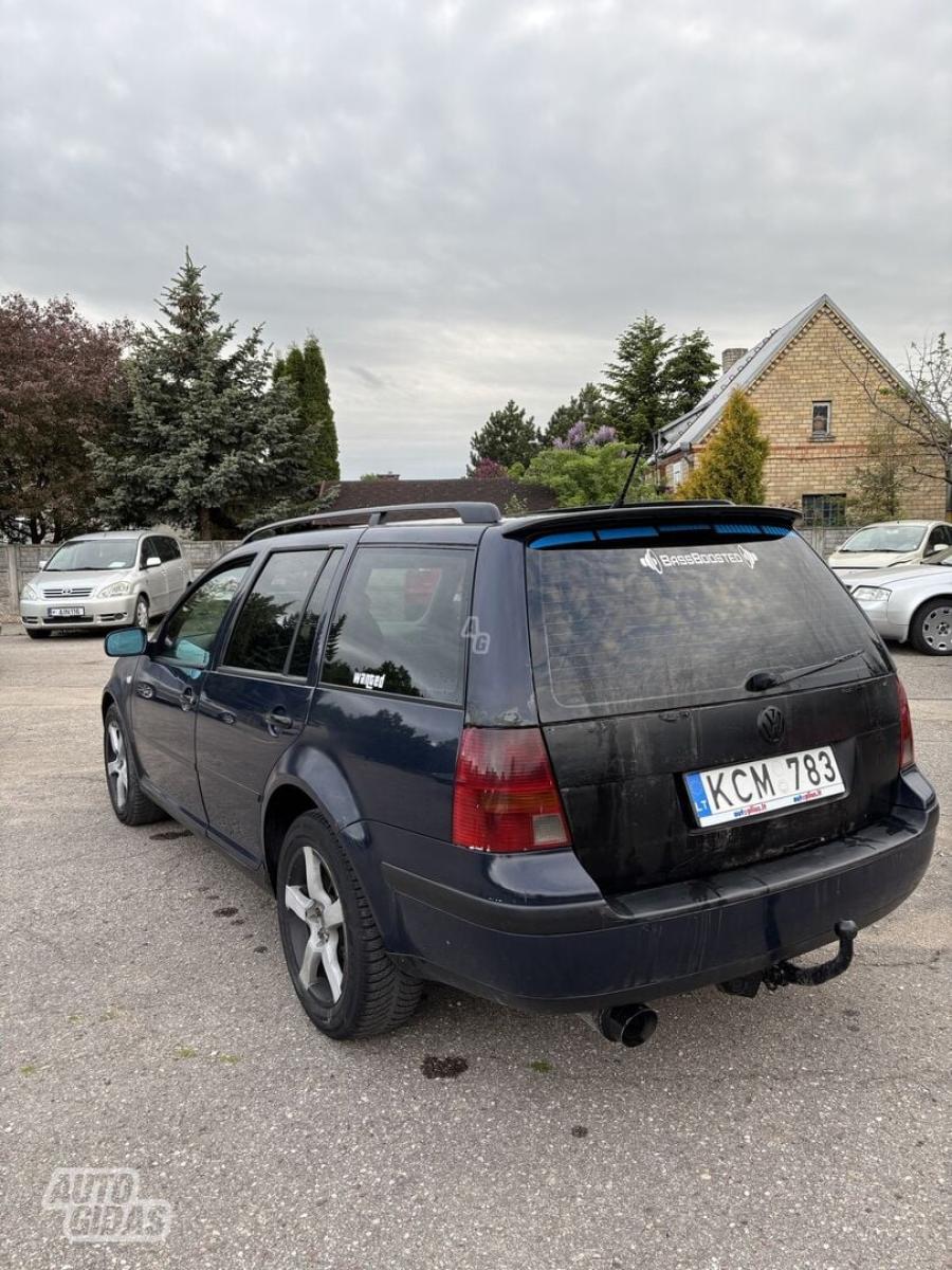 Blue Volkswagen Golf 2000 in Joniskis, with an engine capacity of 1.90 L and mileage of 1 thousand km for 700 €, photo 6 on AUTOMOTO.COM.LV