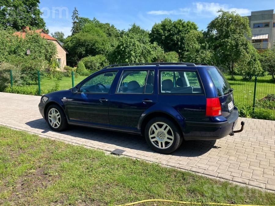 Zils Volkswagen Golf 2000 Rīga, ar dzinēja tilpumu 1.60 L un nobraukumu 166 tūkst. km par 1700 €, foto 3 vietnē AUTOMOTO.COM.LV