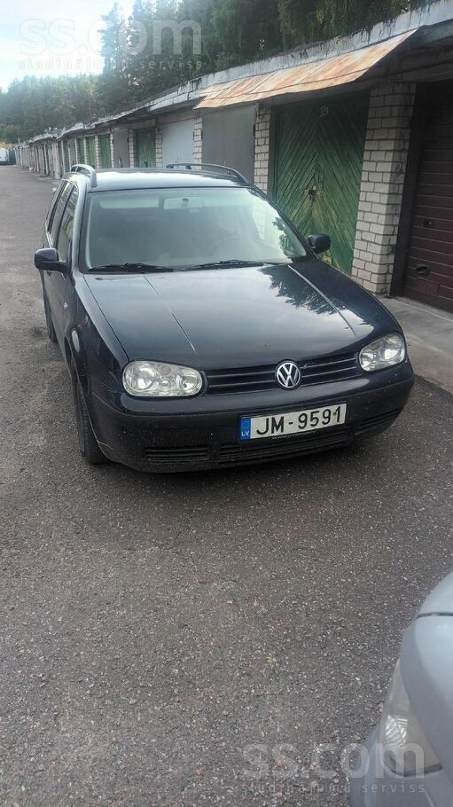 Blue Volkswagen Golf 2000 in Riga, with an engine capacity of 1.90 L and mileage of 320 thousand km for 1000 €, photo 1 on AUTOMOTO.COM.LV
