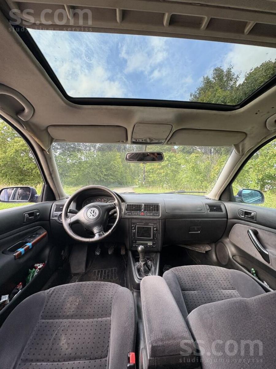 Zils Volkswagen Golf 2000 Kuldīga, ar dzinēja tilpumu 1.90 L un nobraukumu 520 tūkst. km par 350 €, foto 4 vietnē AUTOMOTO.COM.LV