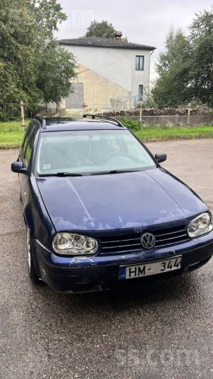 Zils Volkswagen Golf 2000 Tukums, ar dzinēja tilpumu 1.90 L un nobraukumu 385 tūkst. km par 400 €, foto  vietnē AUTOMOTO.COM.LV