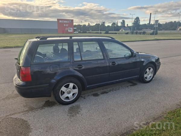 Blue Volkswagen Golf 2001 in Ogre, with an engine capacity of 1.90 L and mileage of 420 thousand km for 1200 €, photo 4 on AUTOMOTO.COM.LV