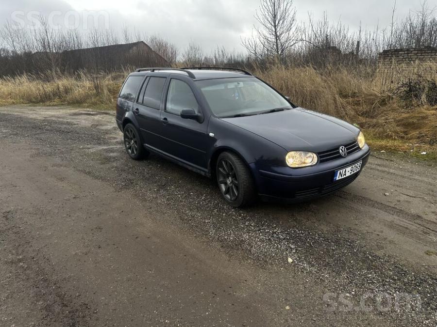 Blue Volkswagen Golf 2001 in Ludza, with an engine capacity of 1.90 L and mileage of 560 thousand km for 1650 €, photo 1 on AUTOMOTO.COM.LV