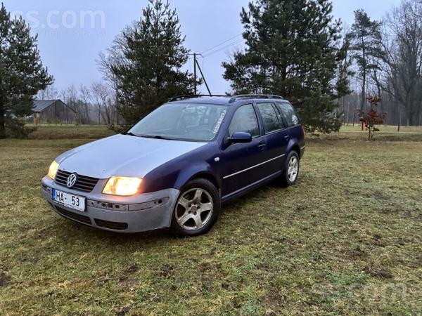 Blue Volkswagen Golf 2001 in Ogre, with an engine capacity of 2.00 L and mileage of 270 thousand km for 1450 €, photo 1 on AUTOMOTO.COM.LV