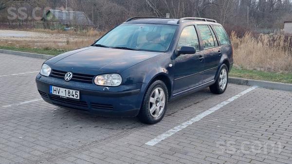 Blue Volkswagen Golf 2001 in Valmiera, with an engine capacity of 1.90 L and mileage of 451 thousand km for 1200 €, photo 2 on AUTOMOTO.COM.LV