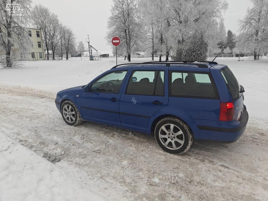Синий Фольксваген Гольф 2001 в Ионава, объемом двигателя 1.90 л и пробегом 418 тыс. км за 1450 €, фото 4 на AUTOMOTO.COM.LV